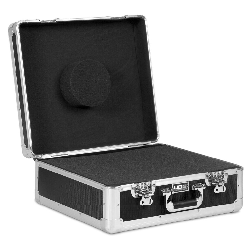 UDG Ultimate Pick Foam Flight Case Multi Format Turntable Silver - Shop ...